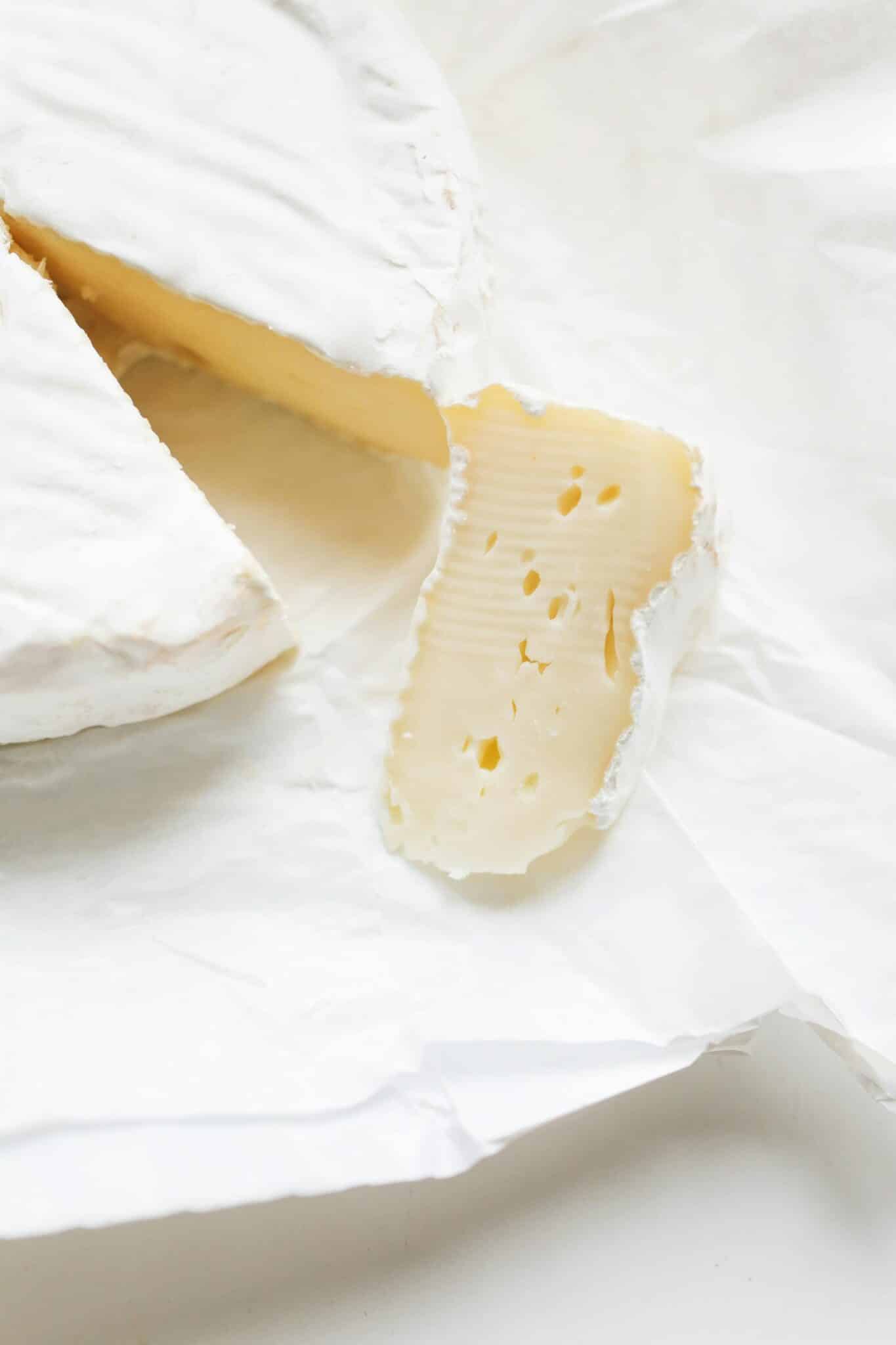 23 Popular Types Of Mild Cheeses - AnyCheese Blog
